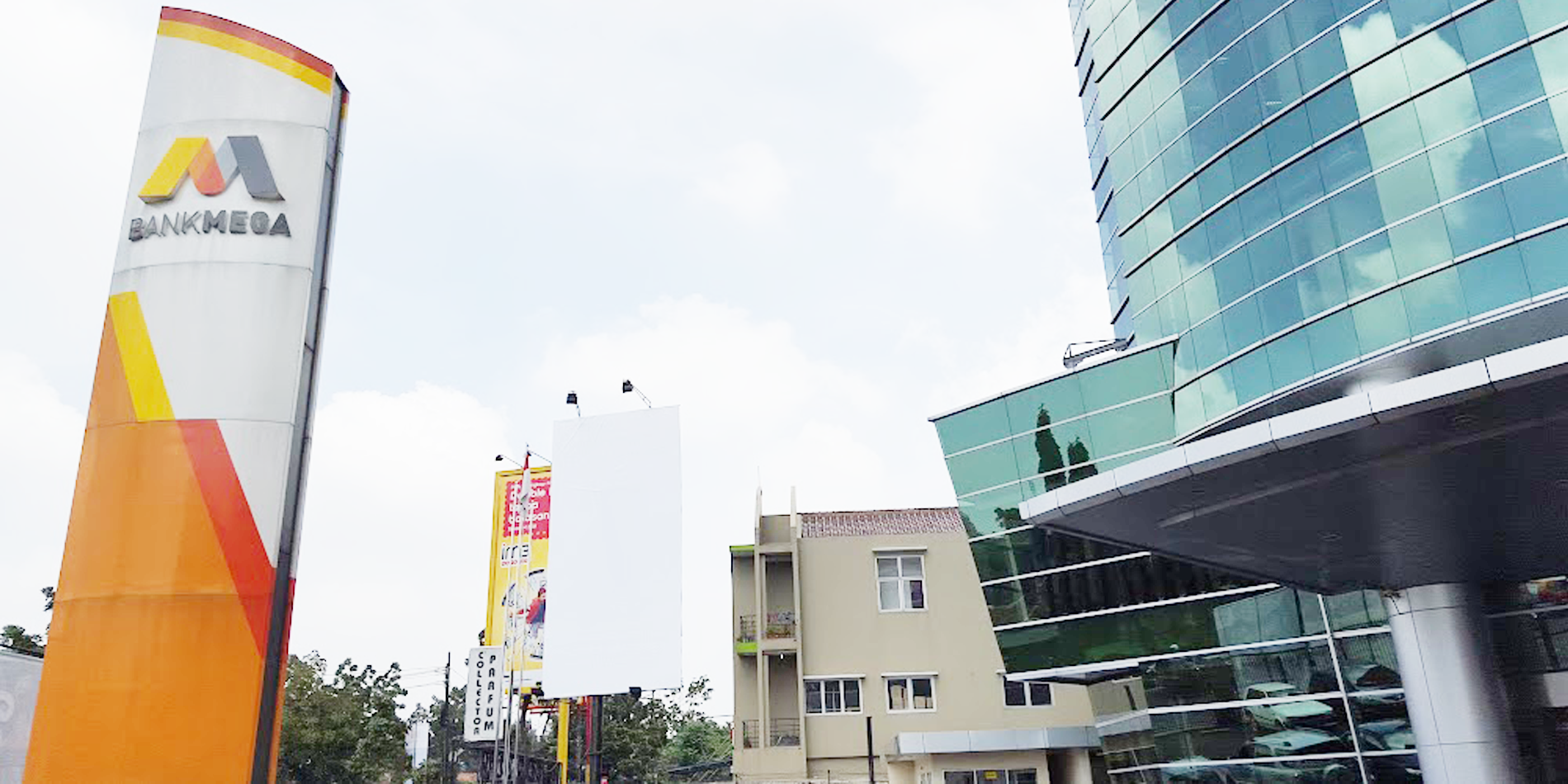 Bank Mega, Bank Keluarga yang Berkembang Pesat Hingga Kini - IndoTimes