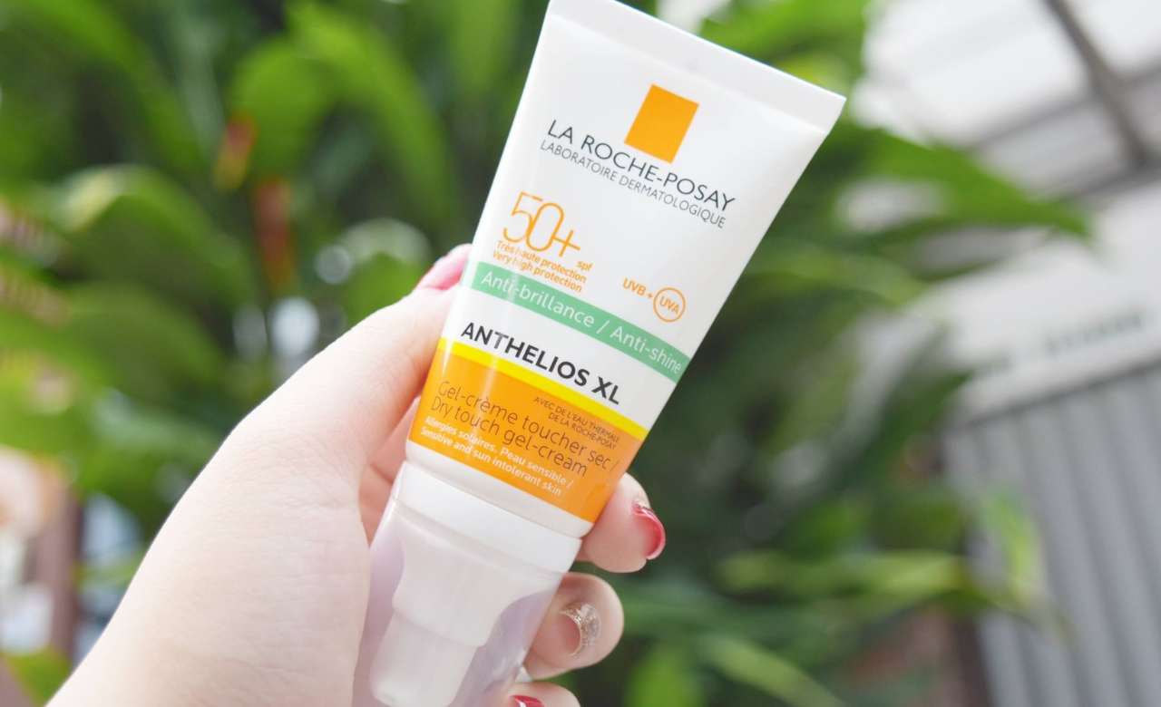 11 Rekomendasi Sunscreen untuk Kulit Berminyak Terbaik - IndoTimes