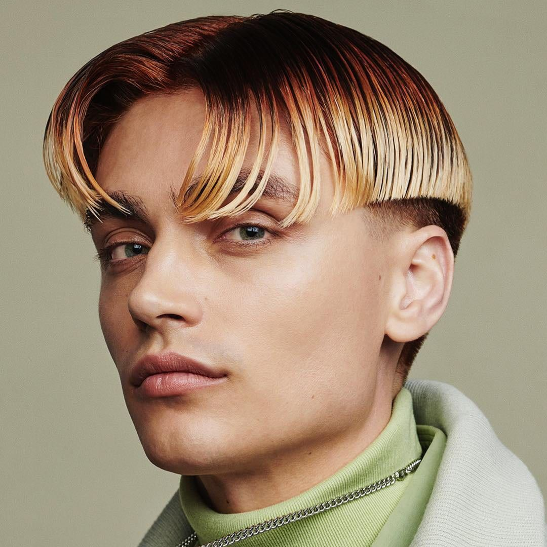 9 Model Rambut Curtain Haircut Pria dan Tips Menatanya - IndoTimes