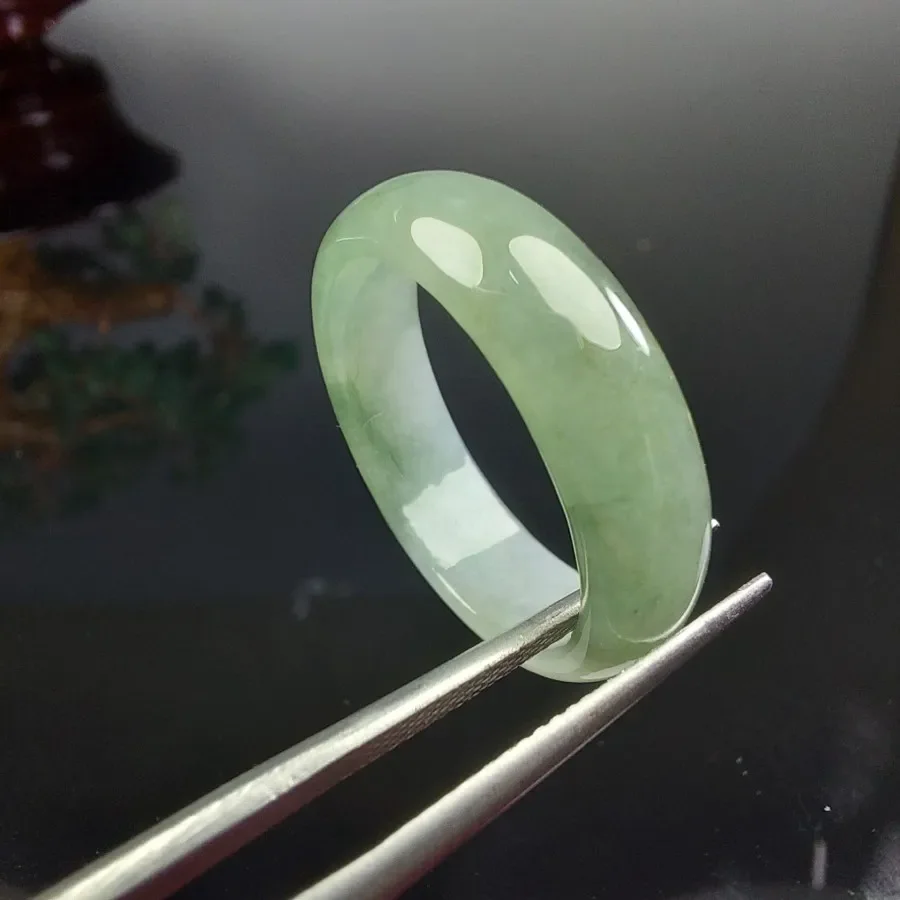 6 Ciri-Ciri Batu Giok Asli Serta 5 Cara Membedakannya dengan Giok Palsu ...