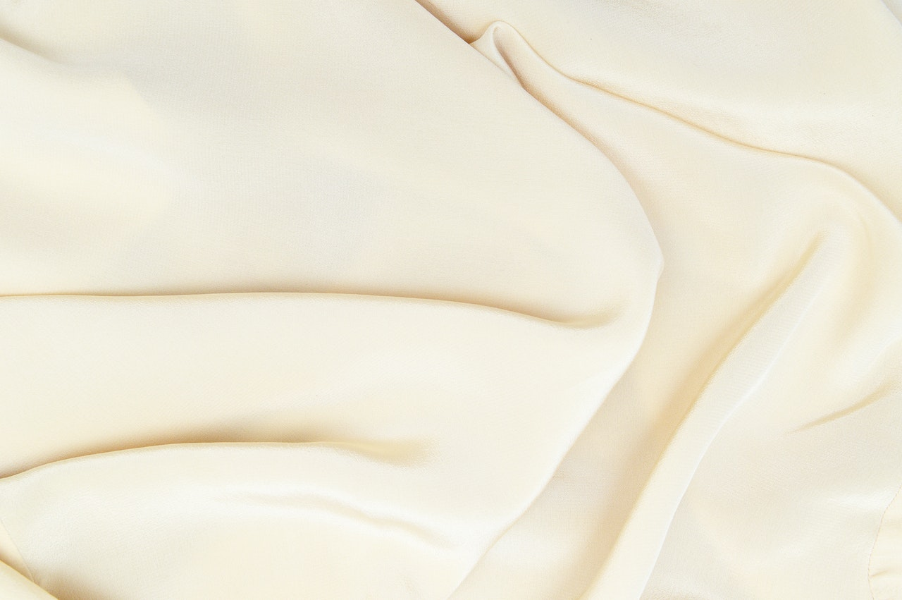 Mengenal Warna Broken White, Apa Bedanya dengan Putih?